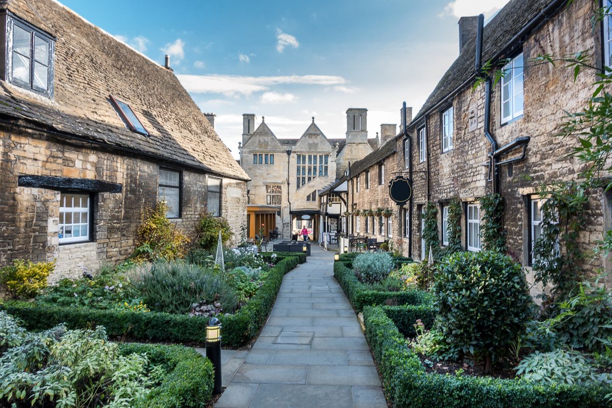Where to upsize: The best places to move with a growing family ...
