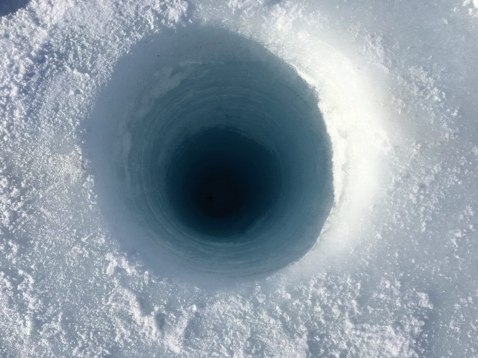 Explorers Will Dive Beneath Antarctic Ice Shelf Looking for Life | Live ...