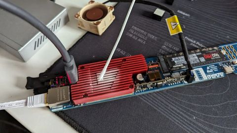 Raspberry Pi Compute Module 4 Delidded and Overclocked to 2.5 GHz | Tom's Hardware