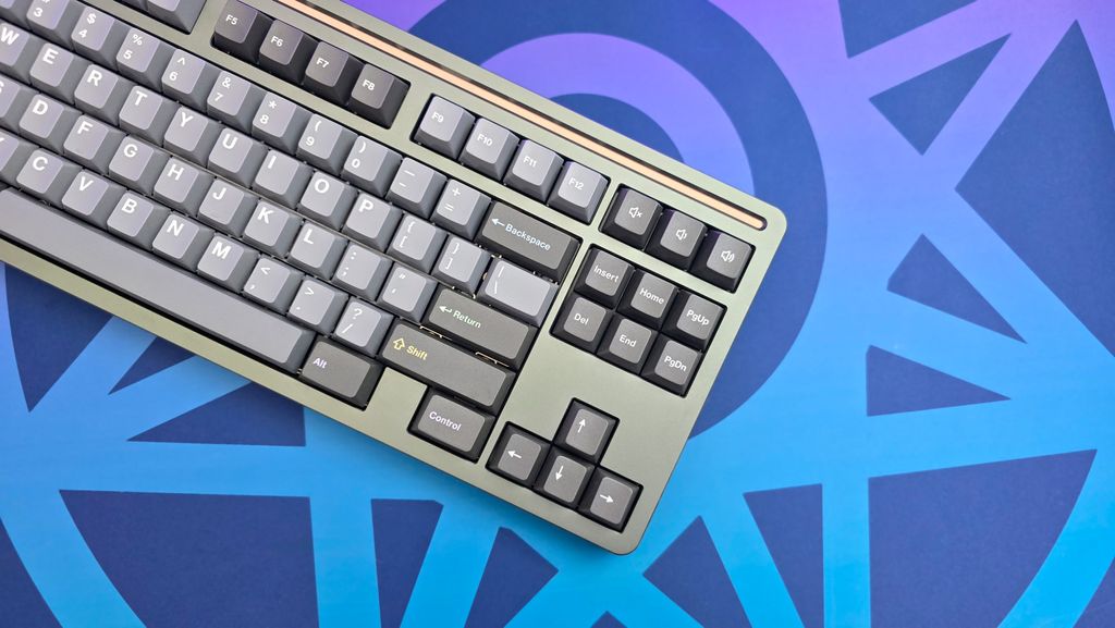 Mode Loop TKL (2024) Review: A Classy Classic in the Making | Tom's ...