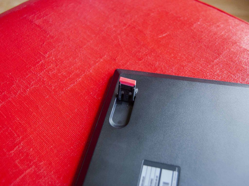 ThinkPad TrackPoint Keyboard II review: Deep travel, compact build ...