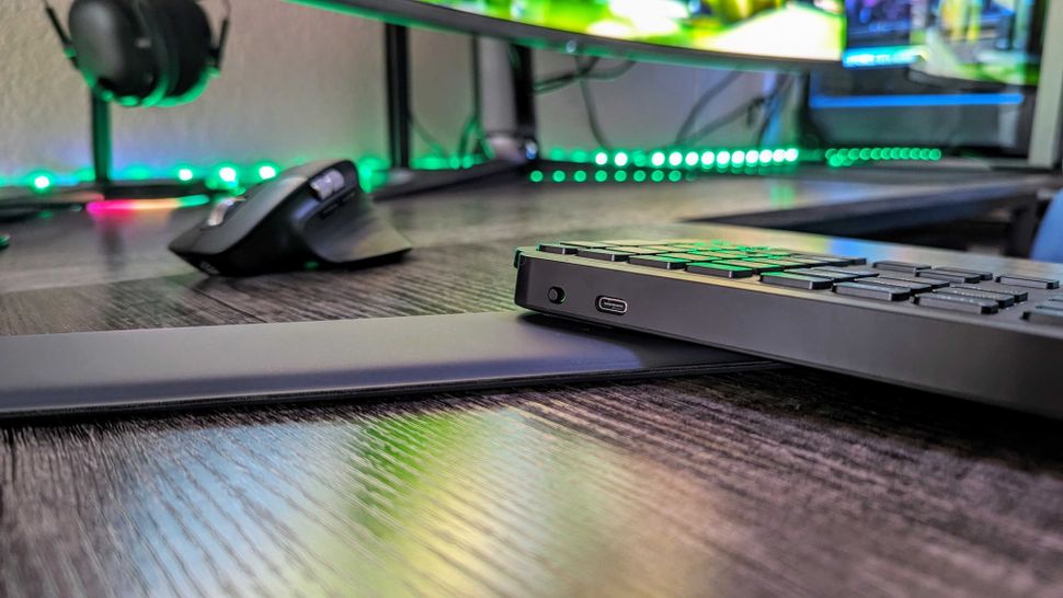 Logitech MX Keys S review: A consistent, versatile, and feature-packed ...