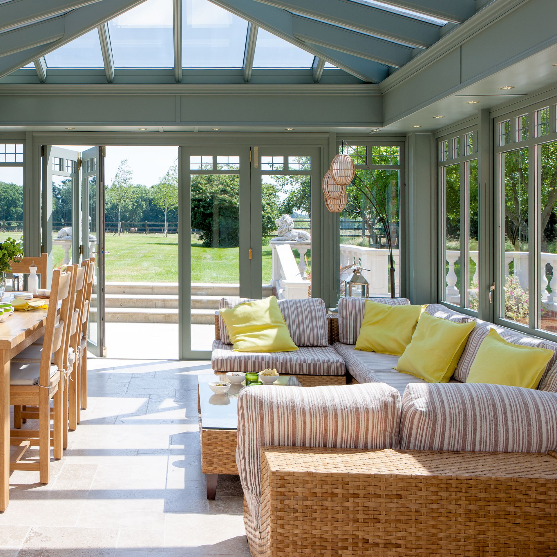What is solar control glass? This is what the experts say | Ideal Home