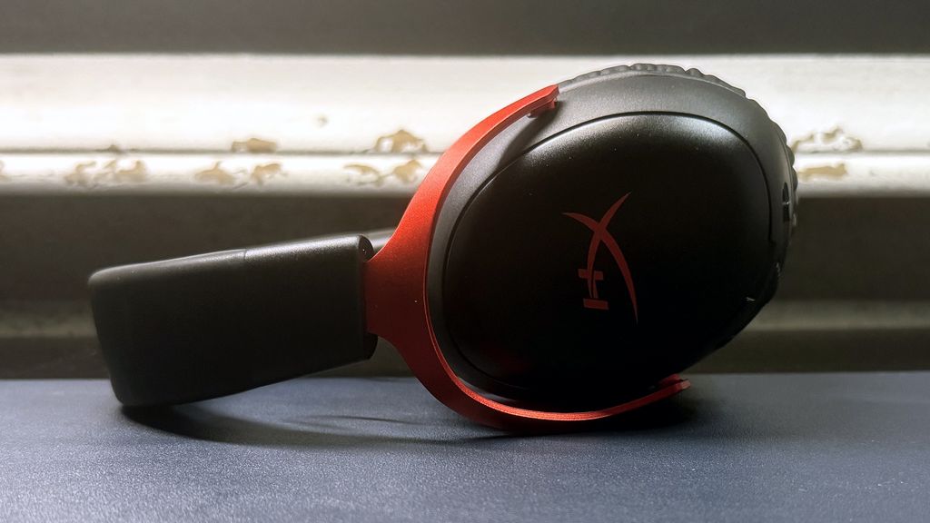 HyperX Cloud III S Wireless Review: Like the Cloud III Wireless, but ...