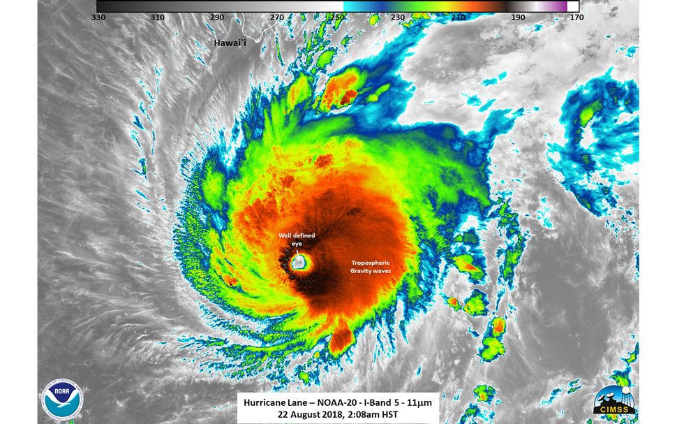 Hurricane Lane in Photos: Massive Storm as Seen from Space | Space