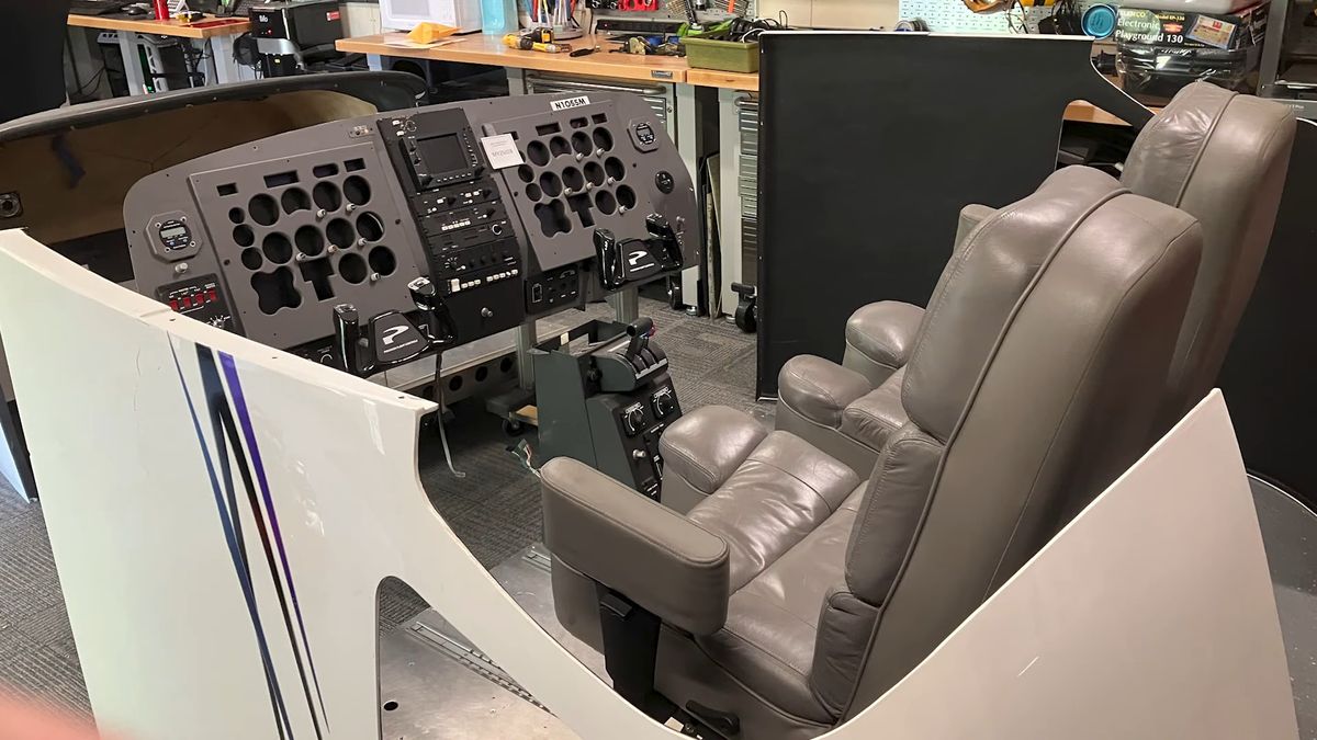 This YouTube channel is converting a 3,287-hour FAA-certified flight ...