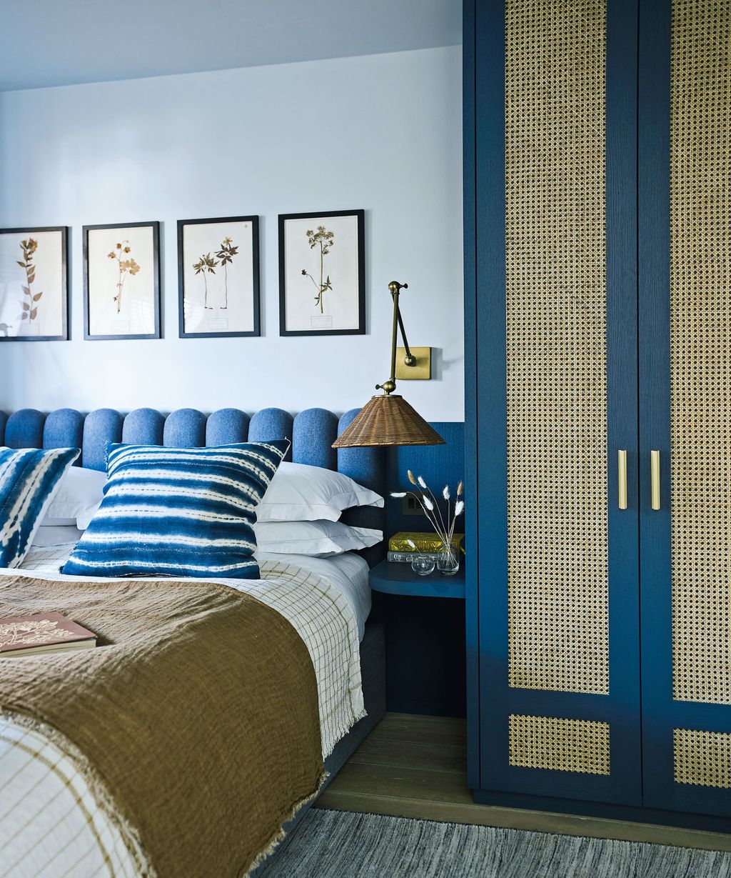 What color is indigo? And how to use this dark blue-purple | Homes and ...