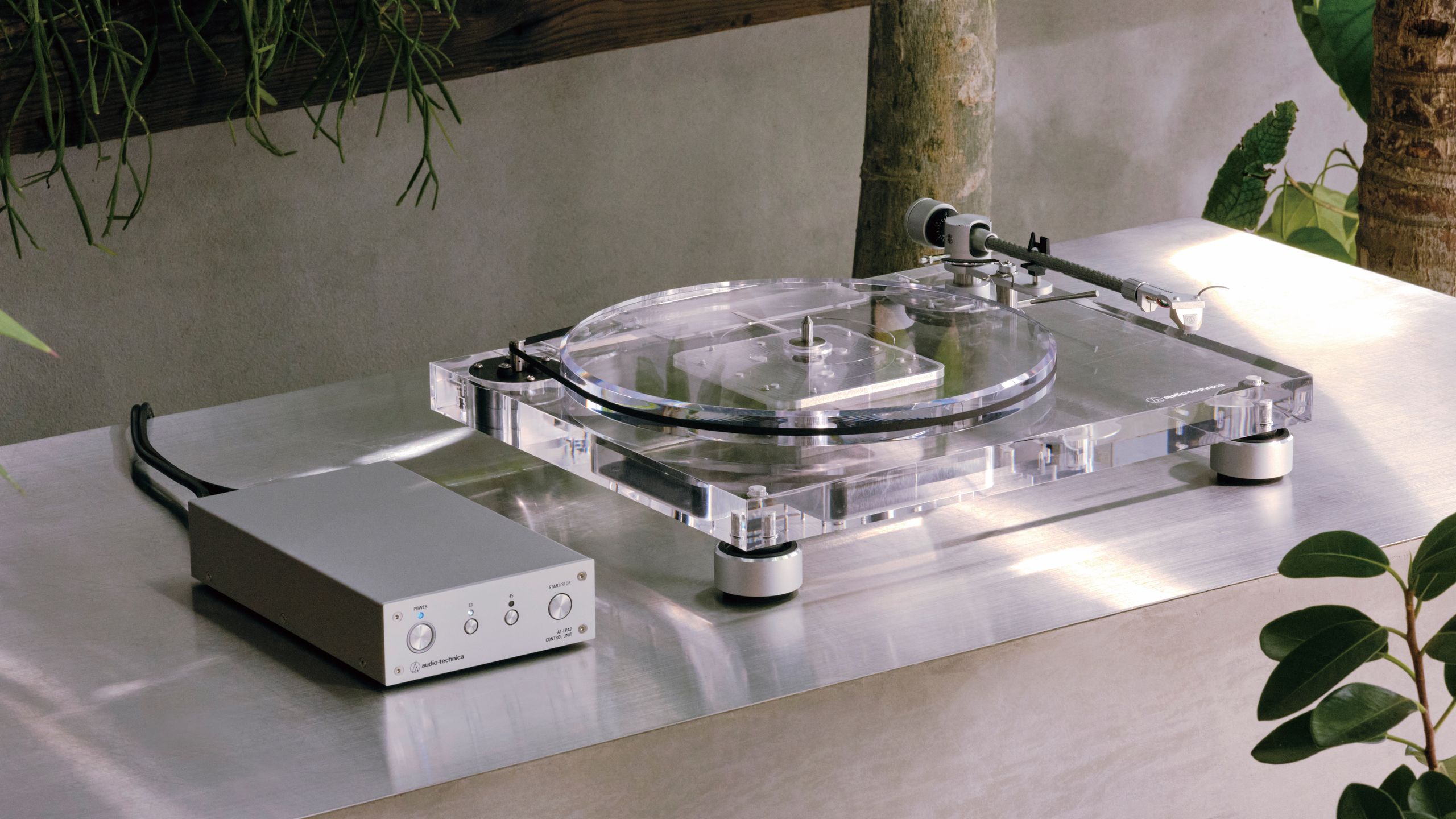 Audio-Technica's premium turntable wows with stunning transparent ...