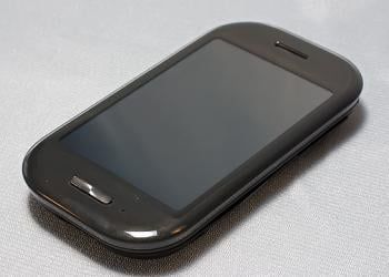 Review: Microsoft KIN, Part One: Design | Windows Central