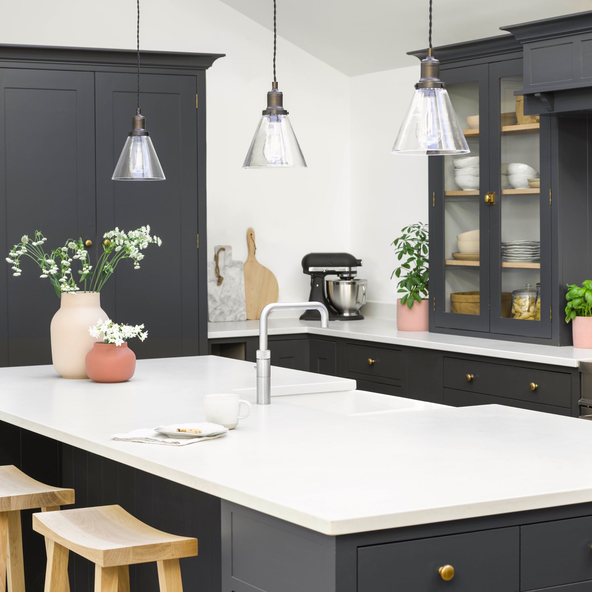 How to choose the right light bulb warmth for your space | Ideal Home