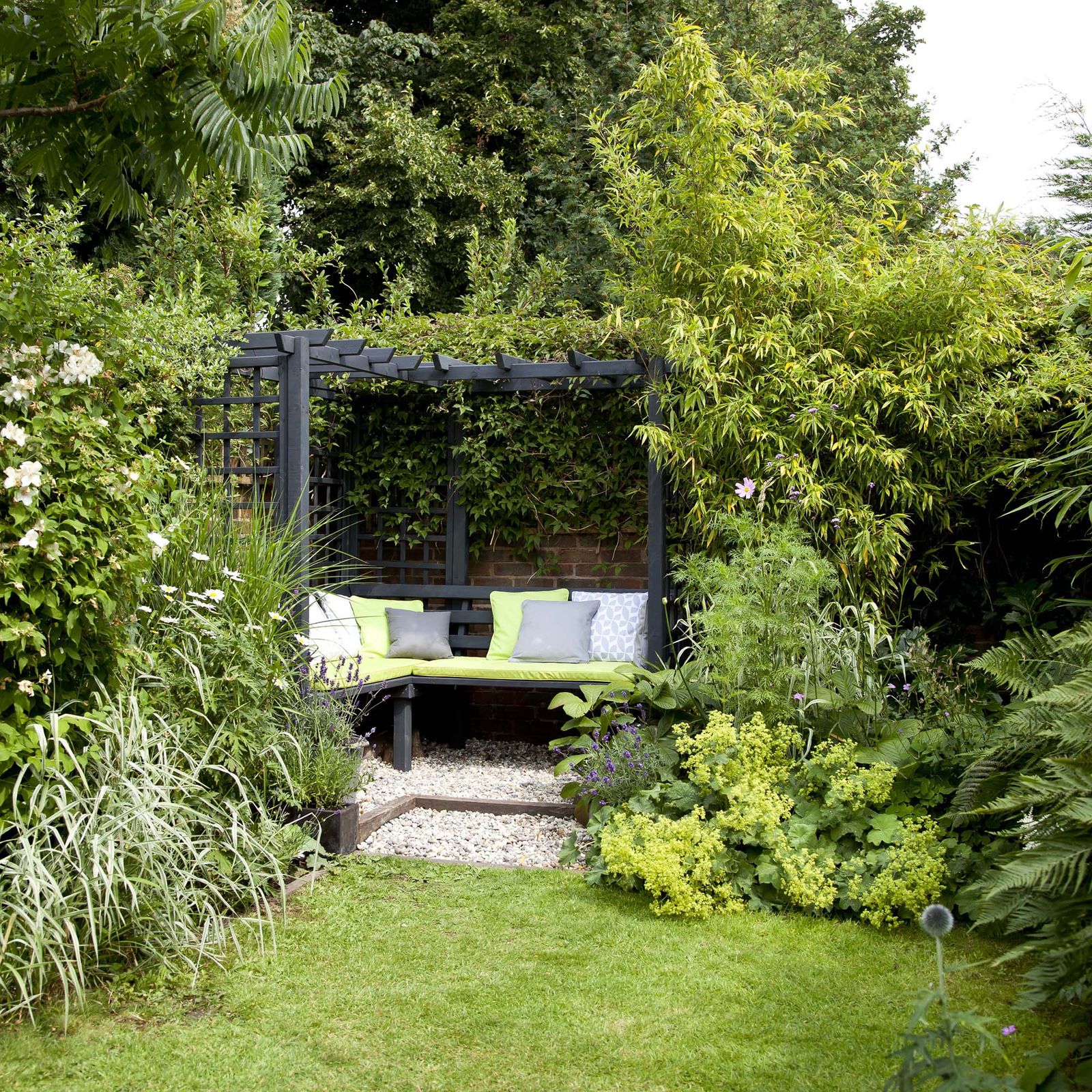 10 garden layout ideas to inspire a fresh outdoor look | Ideal Home