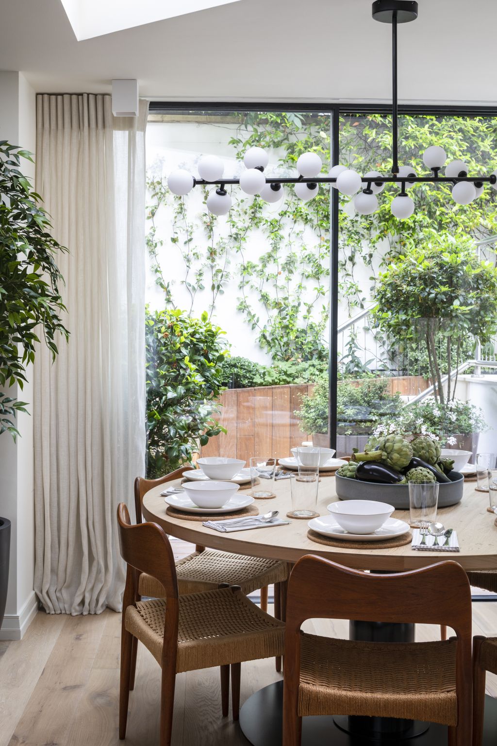 Dining room lighting ideas: 15 focal ways to set the mood | Homes and ...