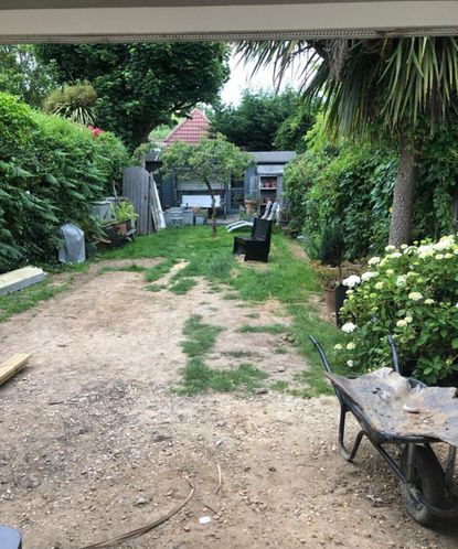 Garden makeover: dated backyard turned into a pretty cutting garden ...