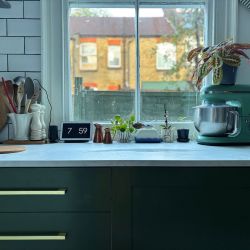 Painting kitchen worktops – a step-by-step guide | Ideal Home