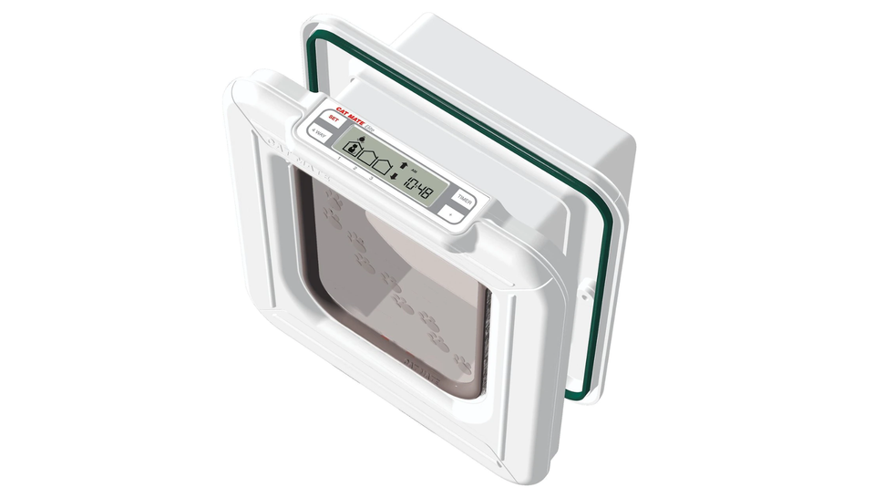 Looking for the best microchip cat flap 2025? We’ve tested them all ...
