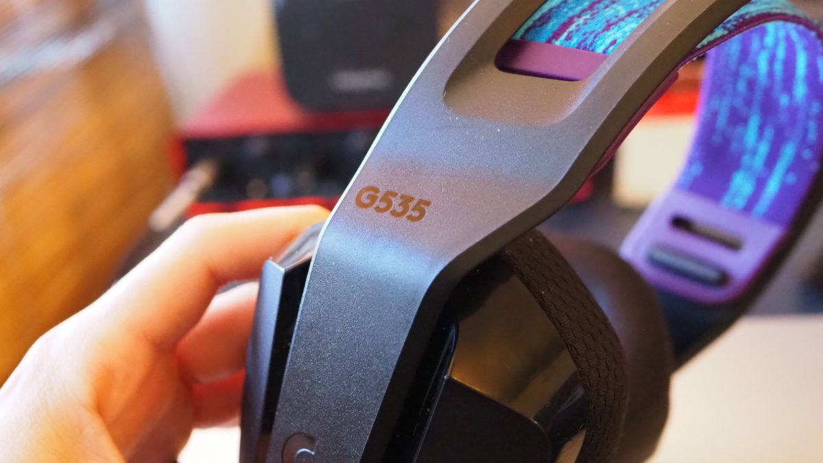 Logitech G535 Lightspeed review: "Straightforward, great-sounding cups ...