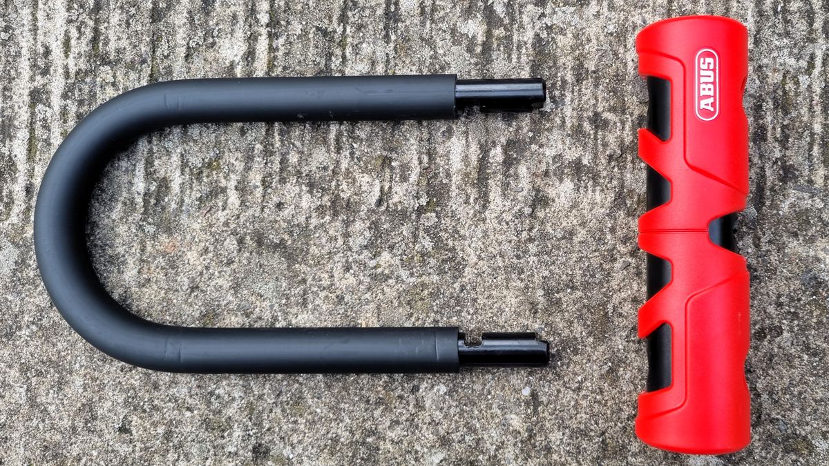 Abus Ultimate 420 + Loop Cable review | Cyclingnews