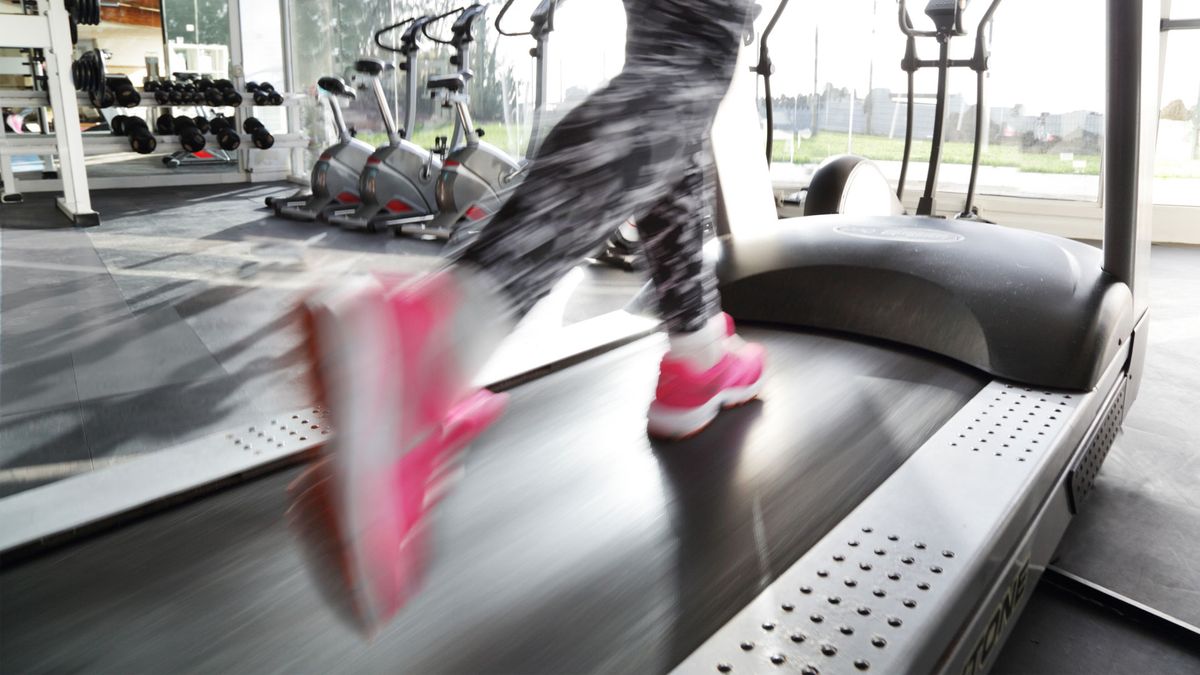 Rowing Machines vs Treadmills: Which is best for home use? | Live Science