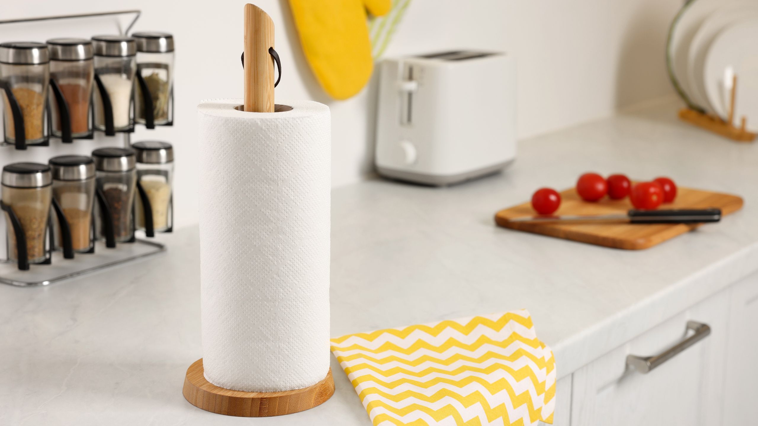 Why are people leaving paper towels on their kitchen floor? There's a ...