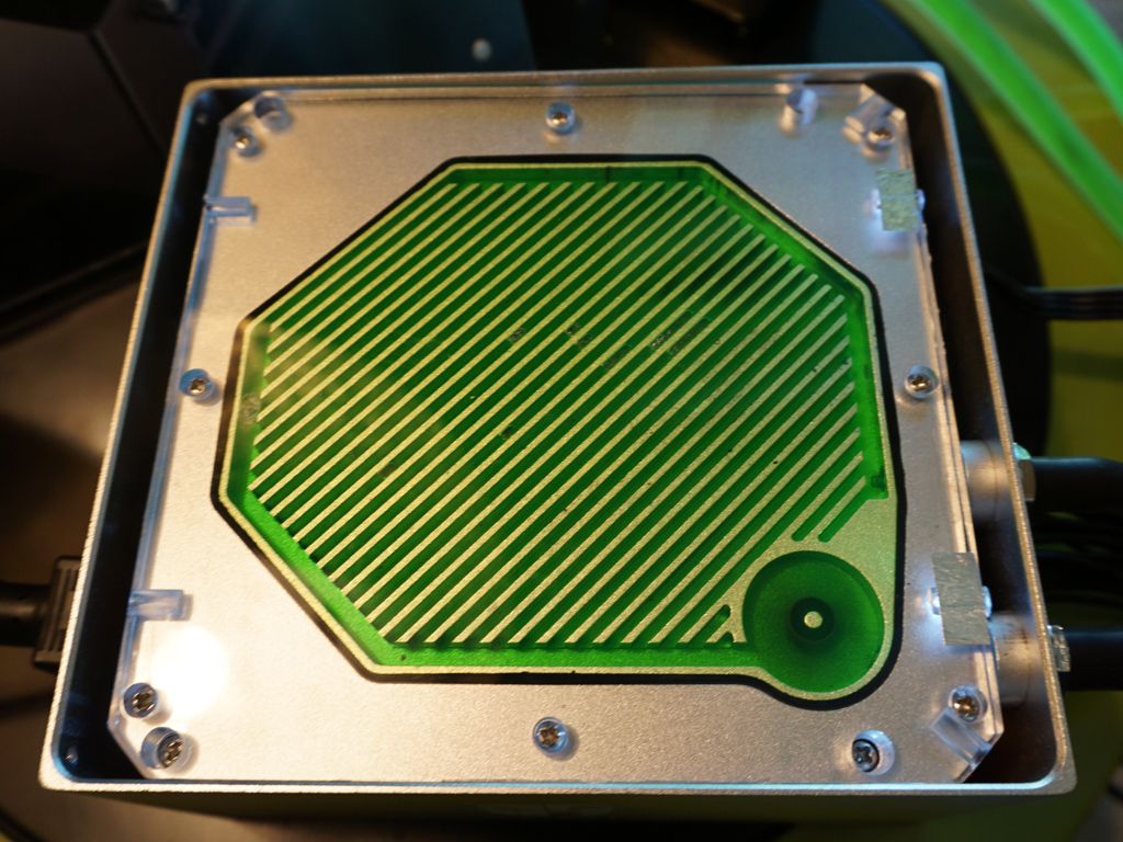 DeepCool's Liquid Cooled PSU | Tom's Hardware