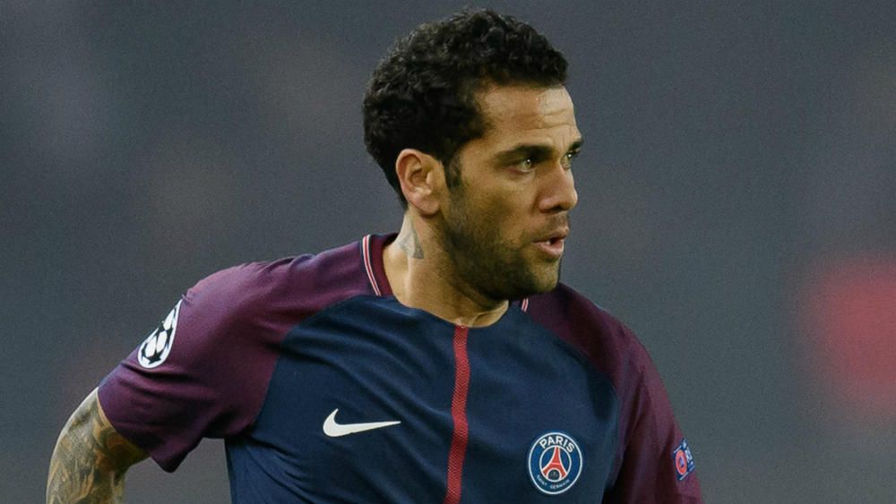 Alves determined to play in the Premier League | FourFourTwo