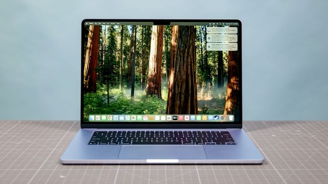MacBook Air M4 benchmarks are here — here's how it compares to the ...