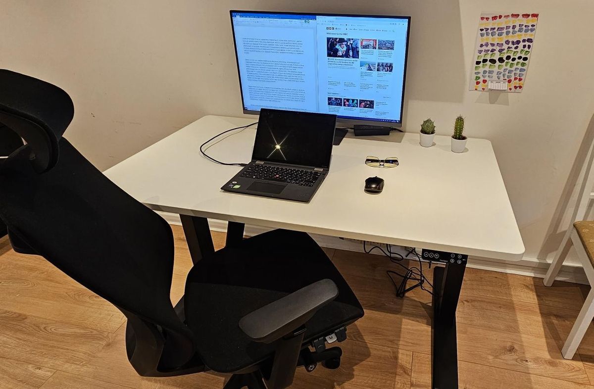 FlexiSpot E9B-UK standing desk review | TechRadar