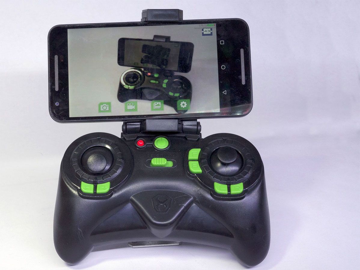 Skyrocket Toys Sky Viper v950STR & v950HD Drone Review | Tom's Guide