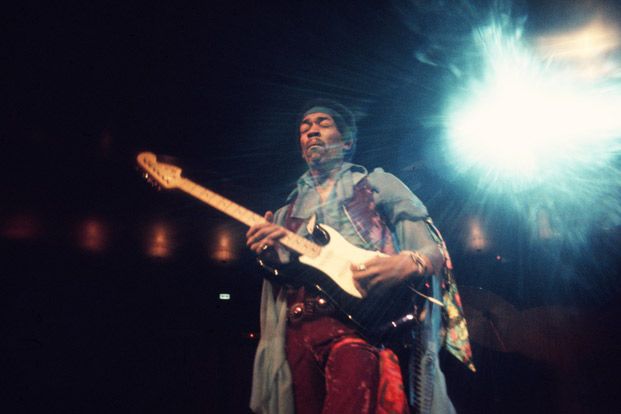 Hear Jimi Hendrix's Band of Gypsys First Performance from 1969 | Guitar ...