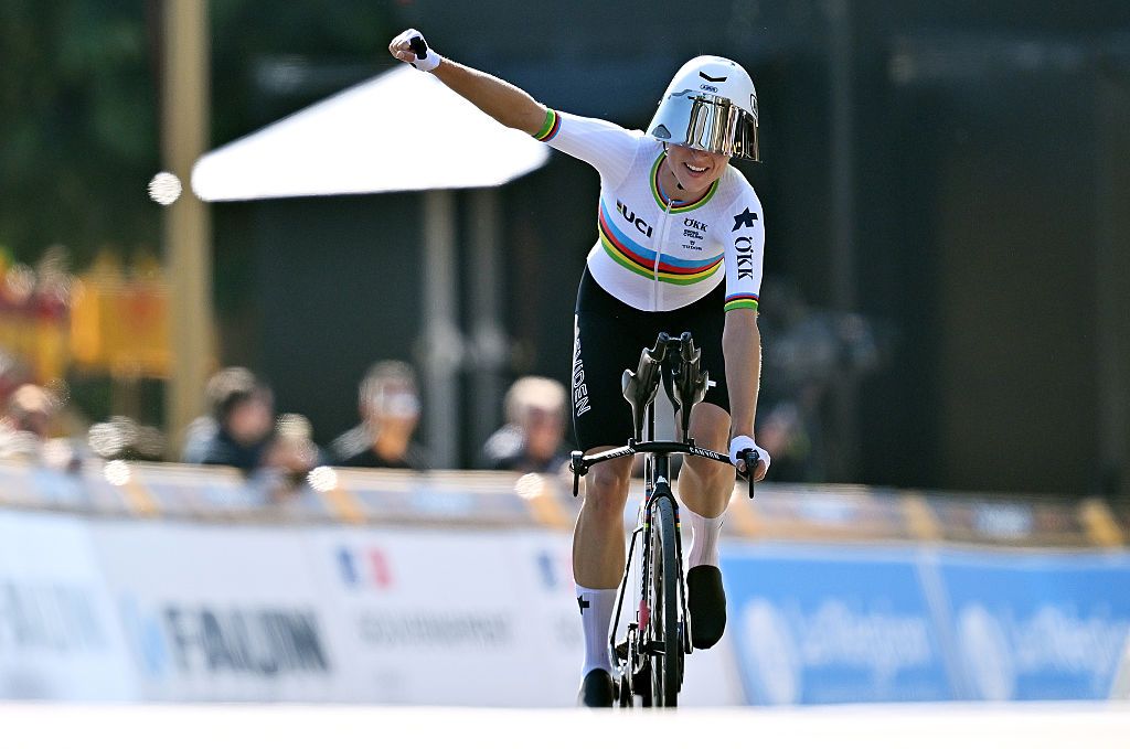 Marlen Reusser Wins Gold: 2023 European TT Championships - Women's ...