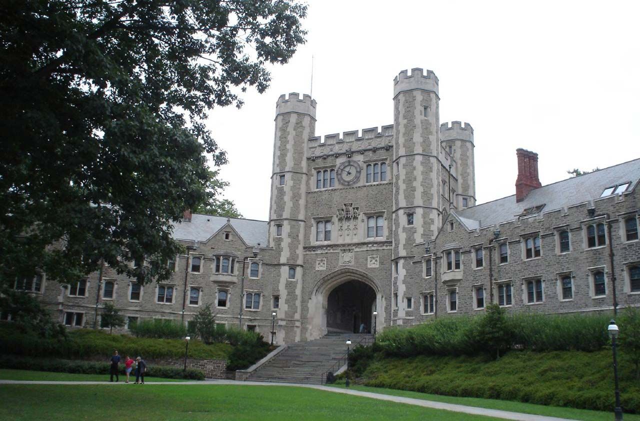 10 Great Colleges That Cost Less Than $20,000 | Kiplinger