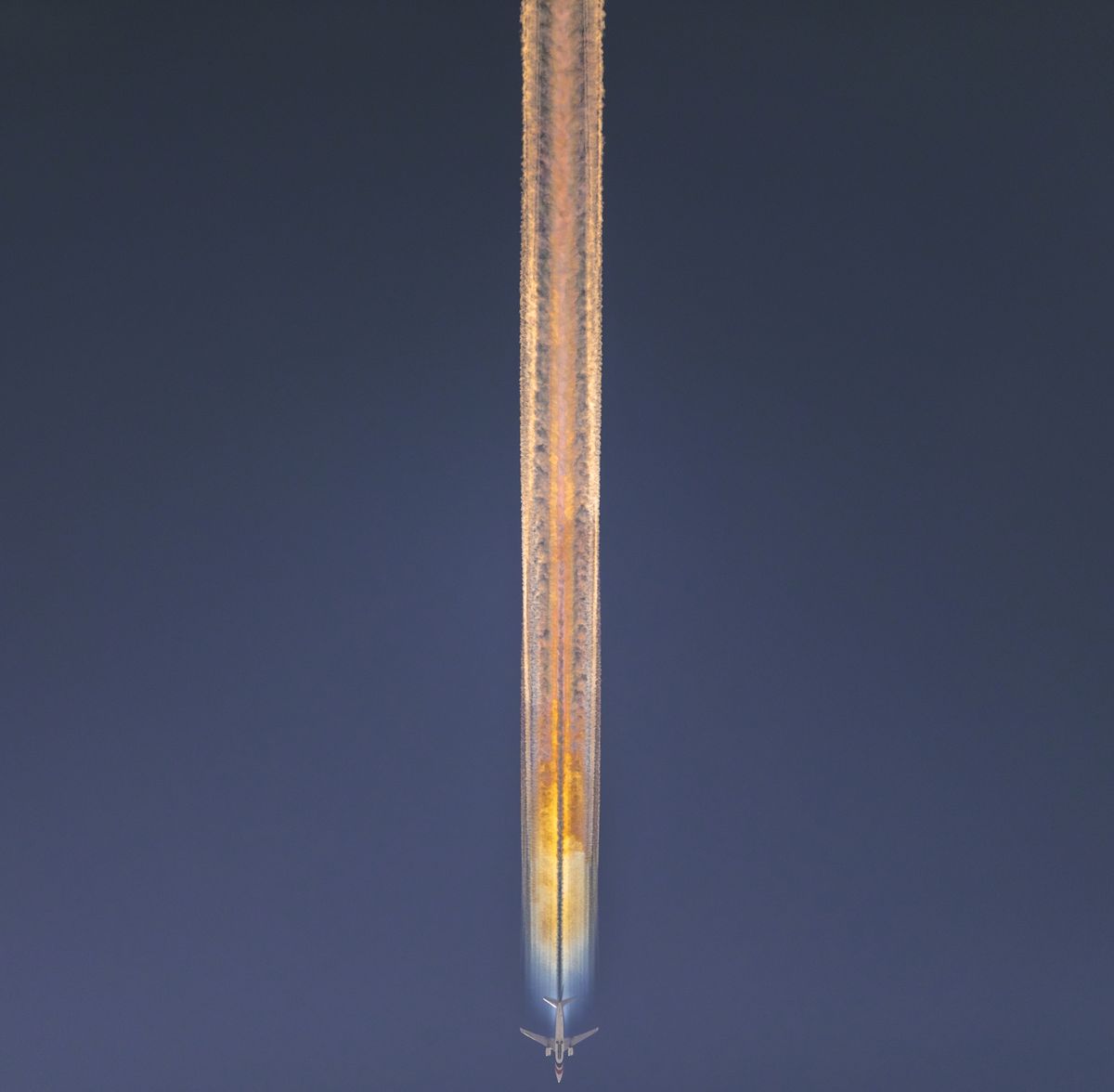 Wow! Rare rainbow contrails caught on camera (photos) | Space