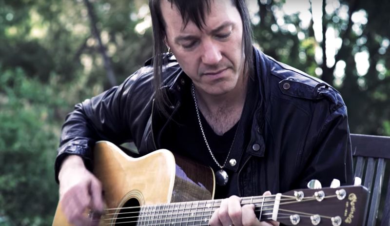 Robin Finck of Nine Inch Nails: Five Things We Learned from His Ernie ...