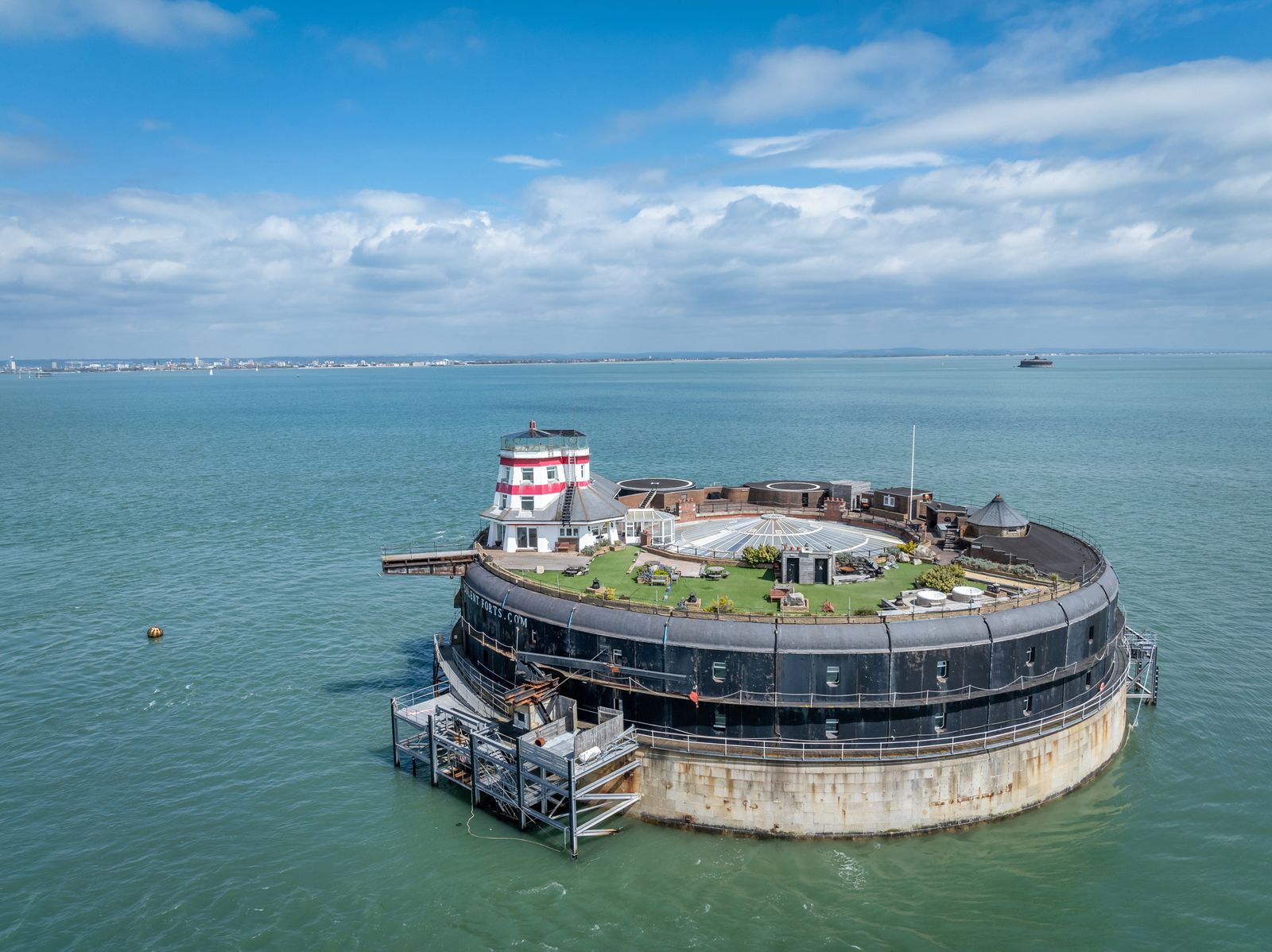 The £1m pair of Victorian sea forts for sale in the waters off Britain ...