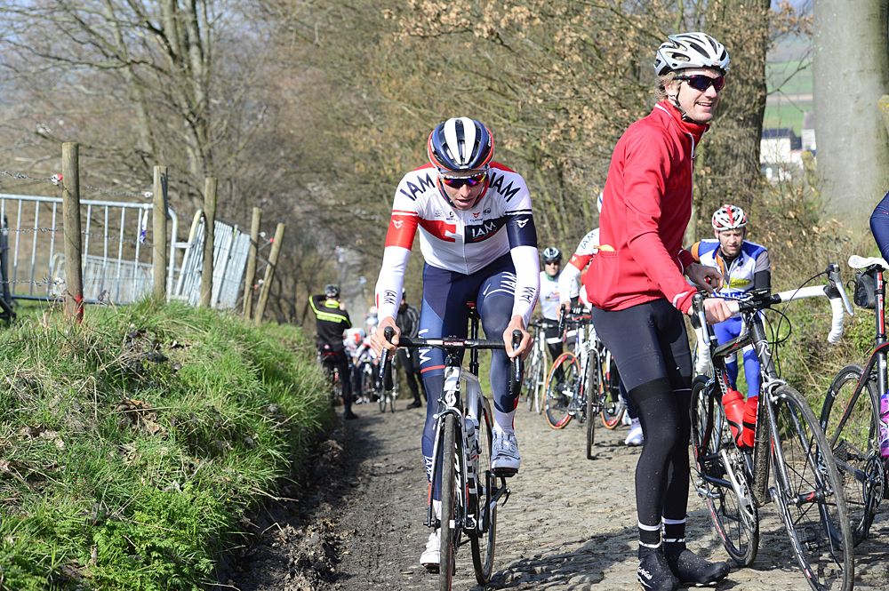 Tour of Flanders: Rival teams ride recon ahead of Sunday showdown ...