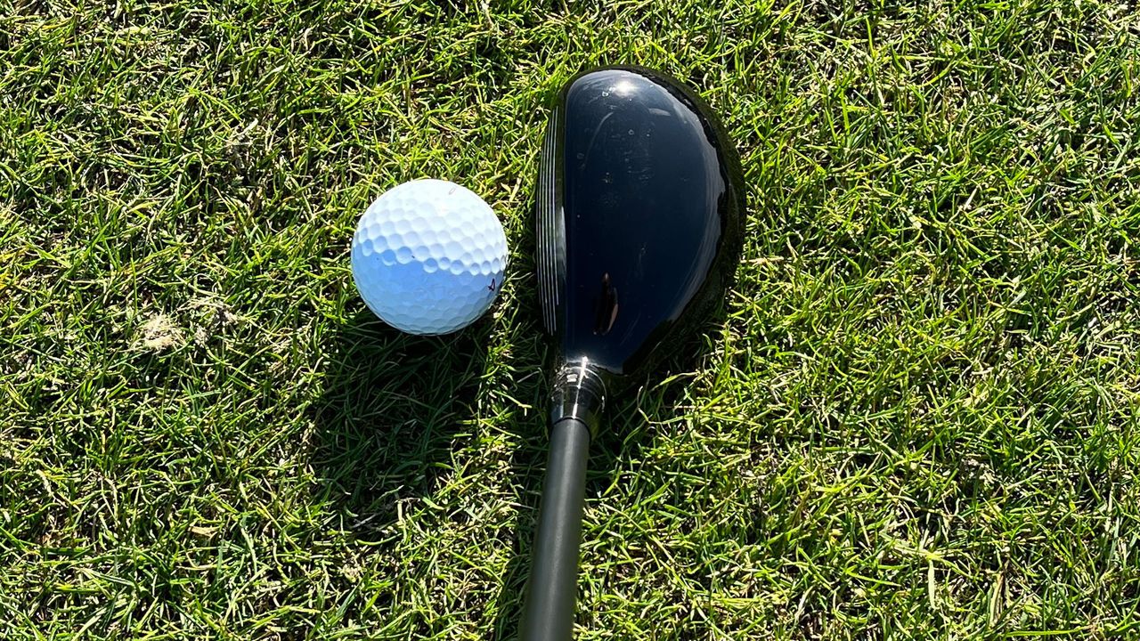Titleist TSR3 Hybrid Review | Golf Monthly