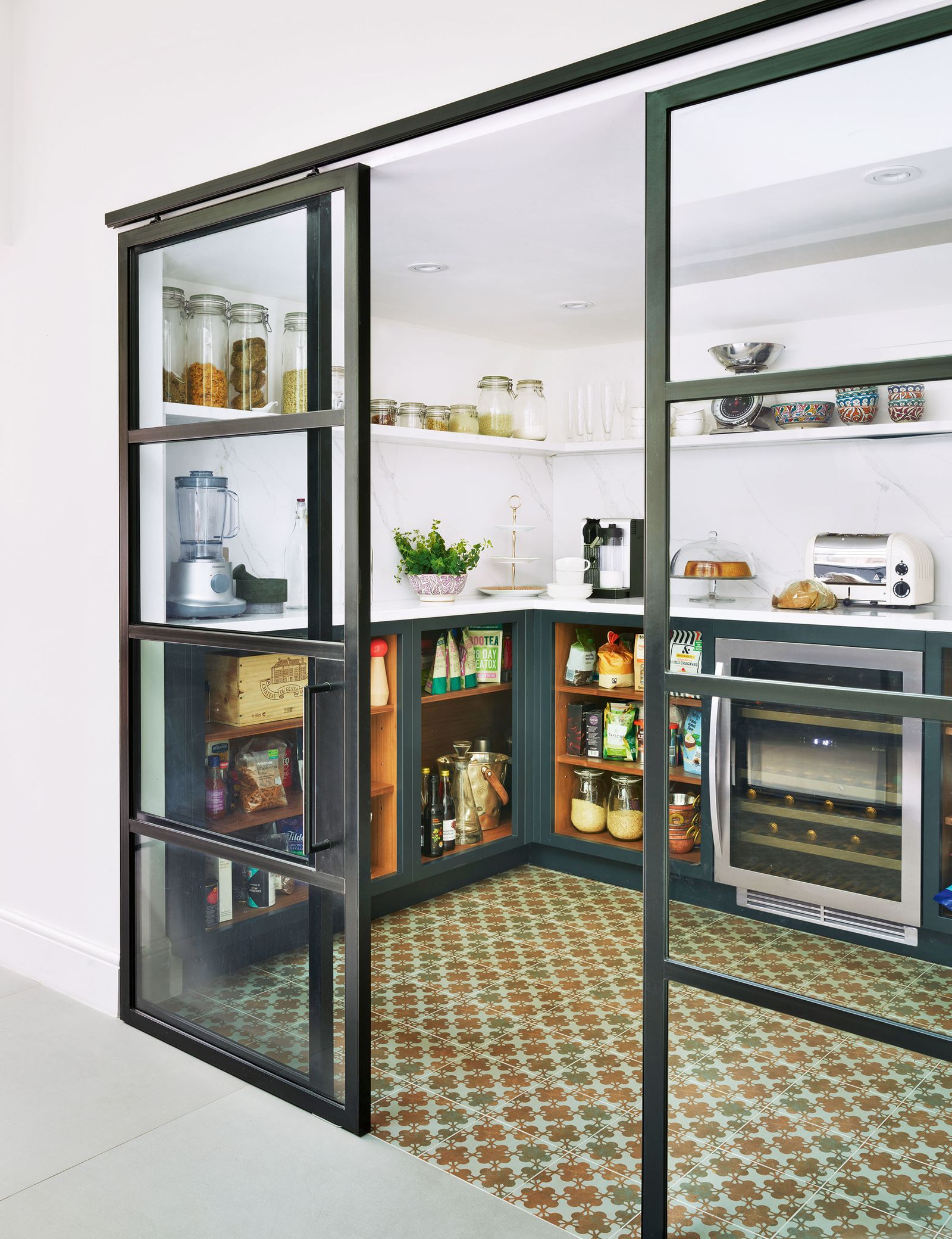 How can I make my pantry look expensive? 10 features of good design ...