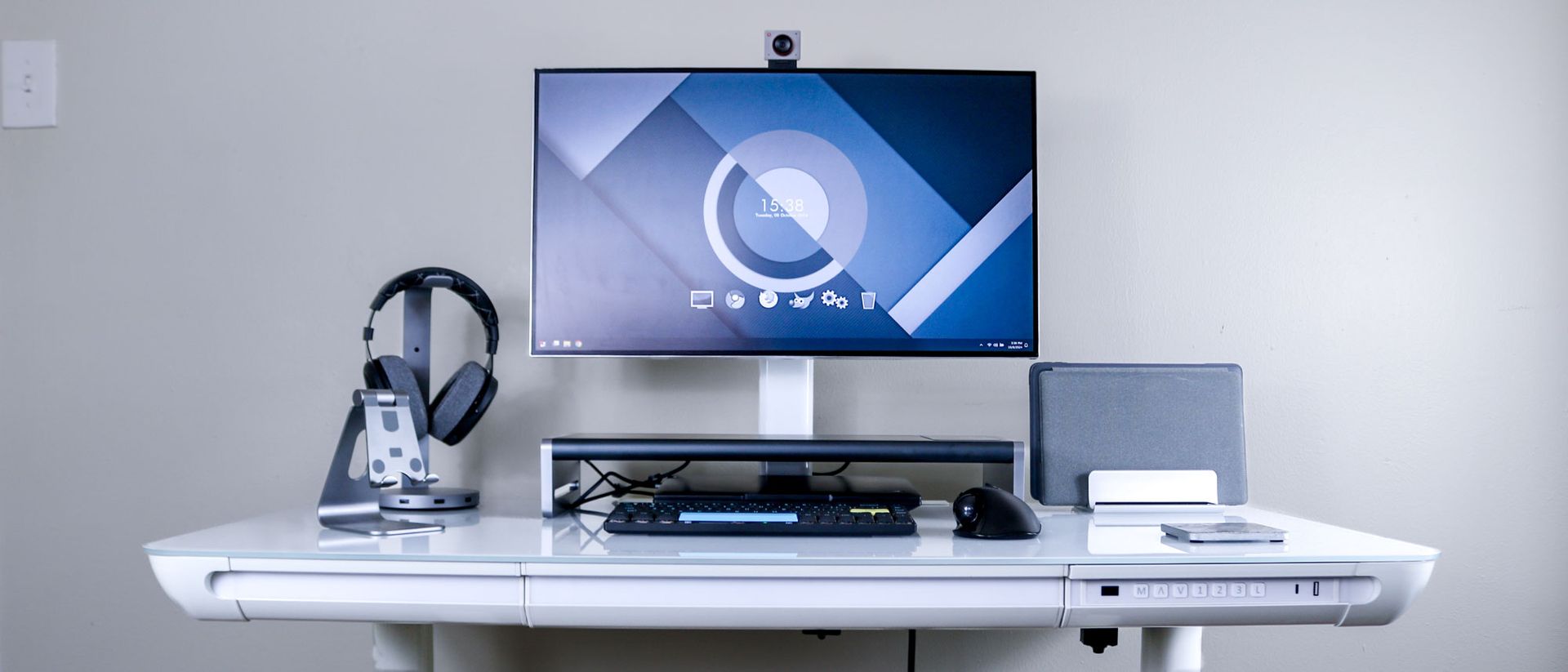 LiftSync Clear Plus review: a sleek, glass standing desk with ...