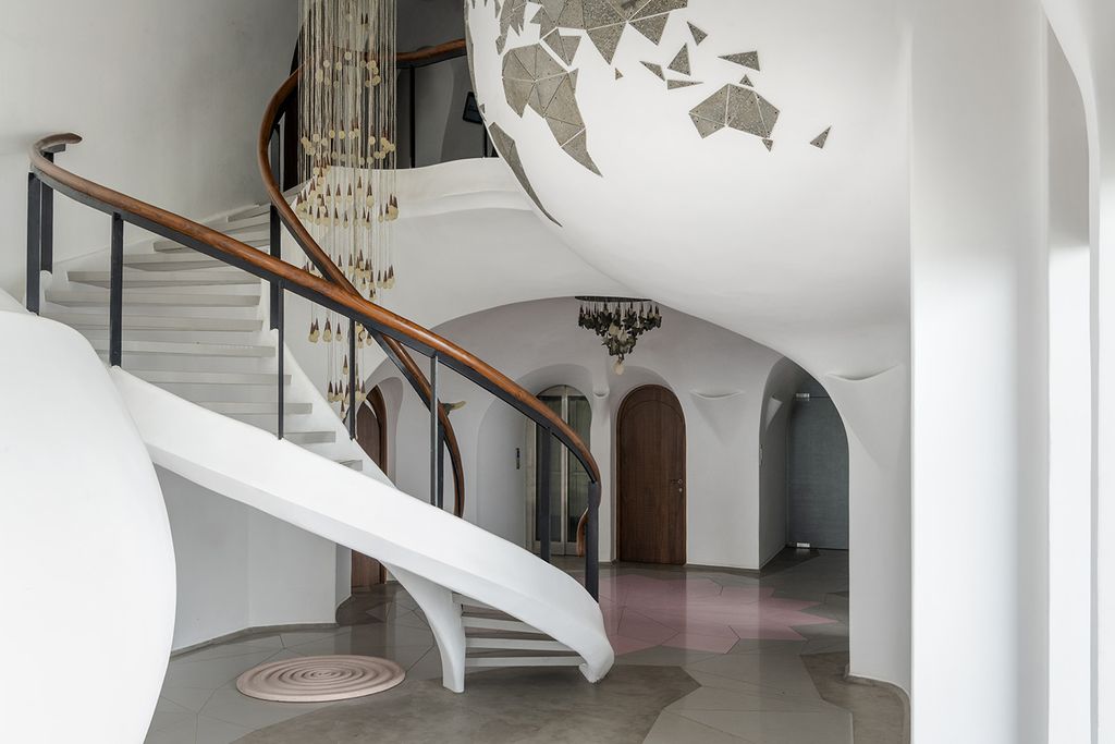 A flowing Kolkata home, Cavernous is a modern apartment | Wallpaper*