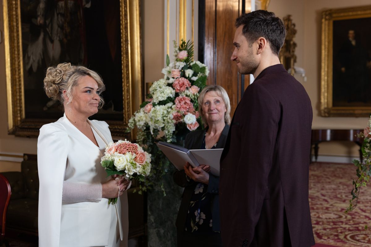 Hollyoaks spoilers: Grace Black has her wedding! | What to Watch