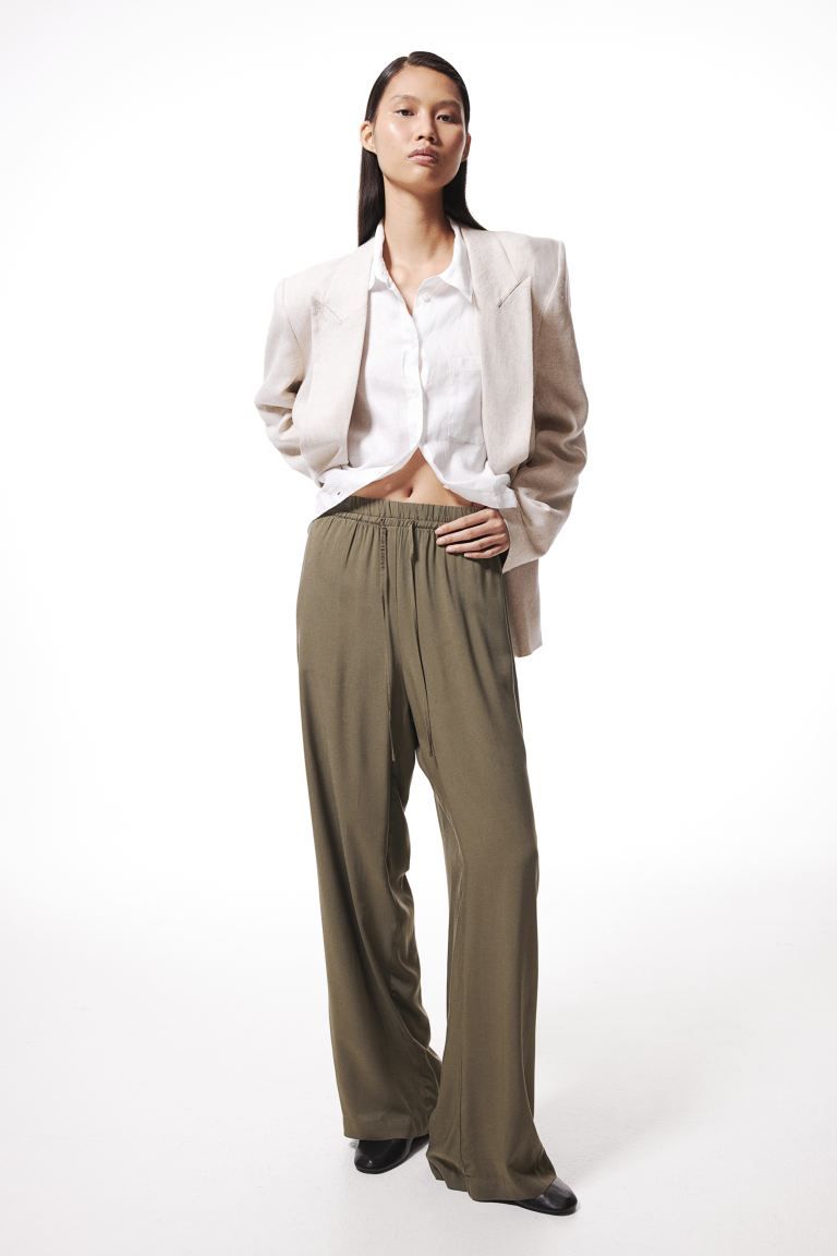 What Is Rayon? Here's What You Should Know | Who What Wear