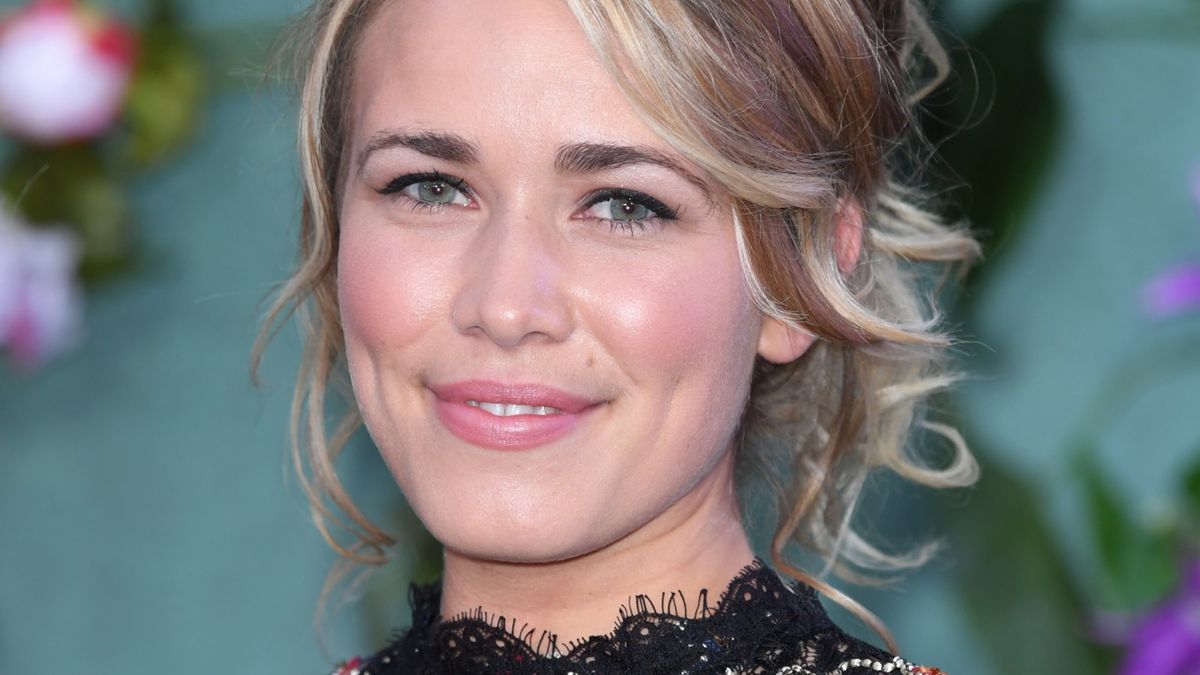 First Dates star Laura Tott announces engagement to secret partner ...