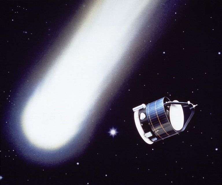 Photos of Halley's Comet Through History | Space