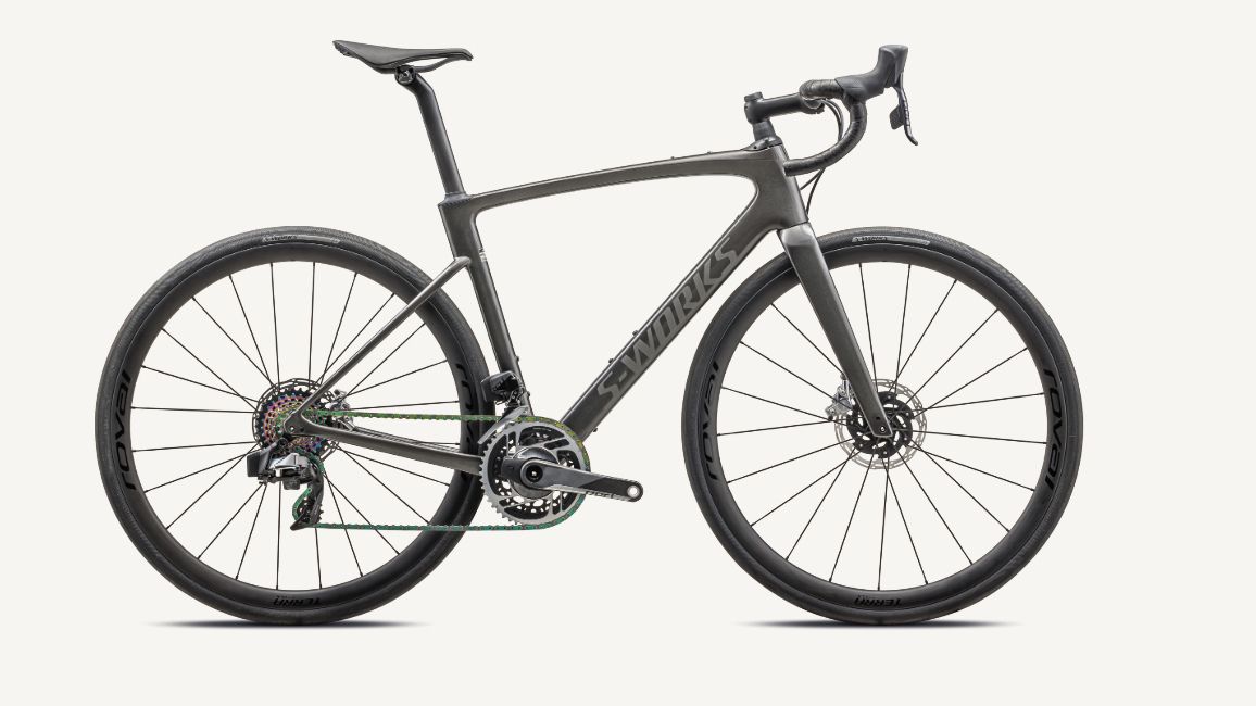 Special đang ra mắt Roubaix SL8 với hệ thống Future Shock 3.0 hoàn toàn mới