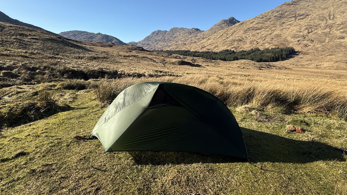 Fly camping "epidemic" near a Lake District beauty spot is leaving ...