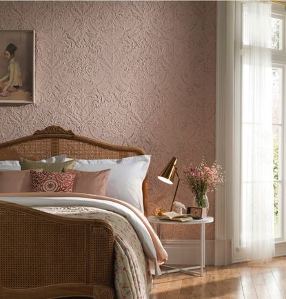 Vintage wallpaper ideas: 10 authentic period looks | Real Homes