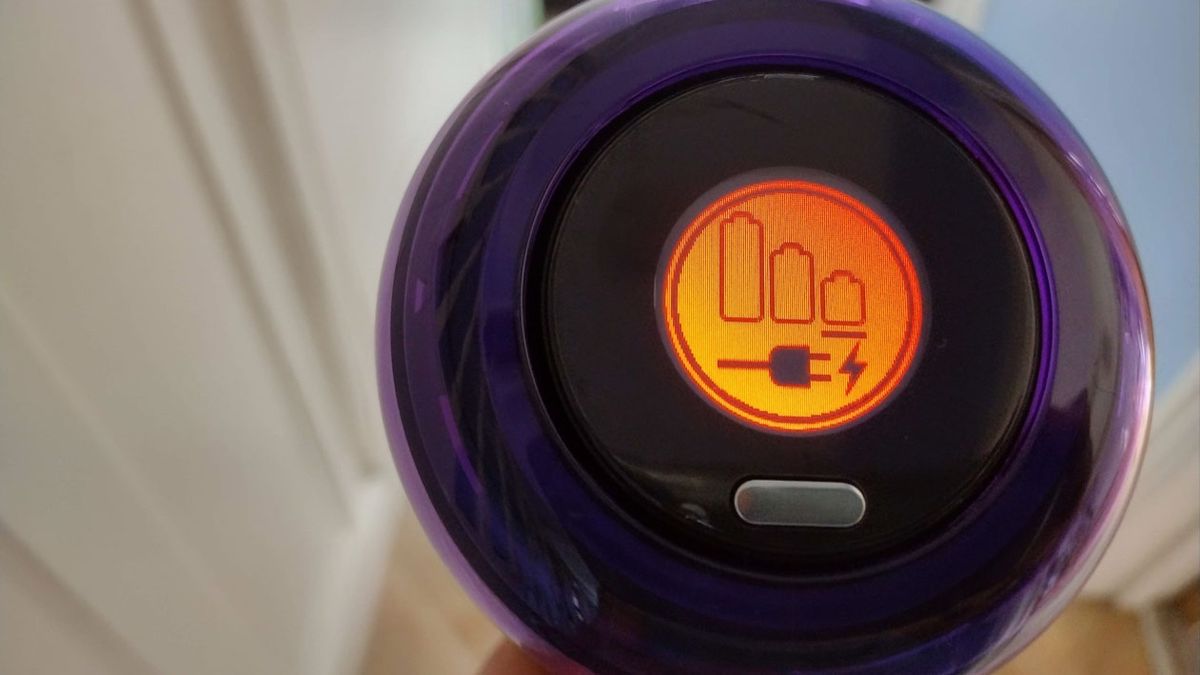 Dyson V12 Detect Slim review | Top Ten Reviews