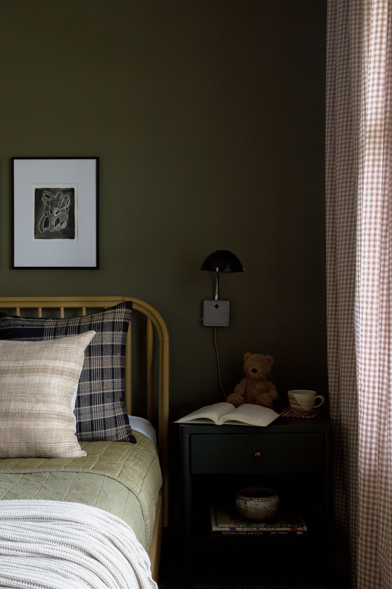 This Oregon farmhouse is the perfect, snug family home
