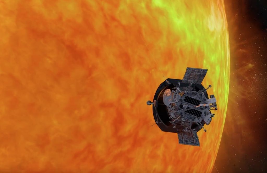 NASA's Sun-Kissing Solar Probe Survives 1st Flyby of Our Star | Space