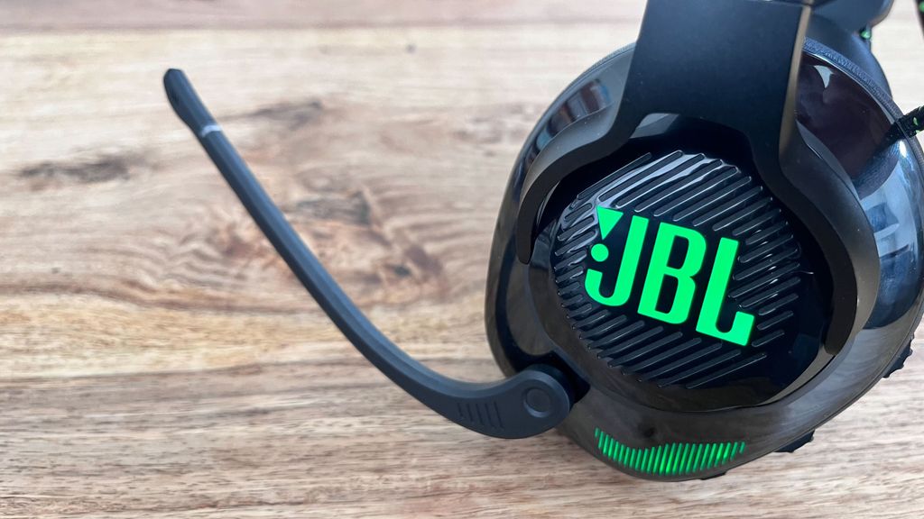 JBL Quantum 910X review: great gaming audio, but some rough edges ...